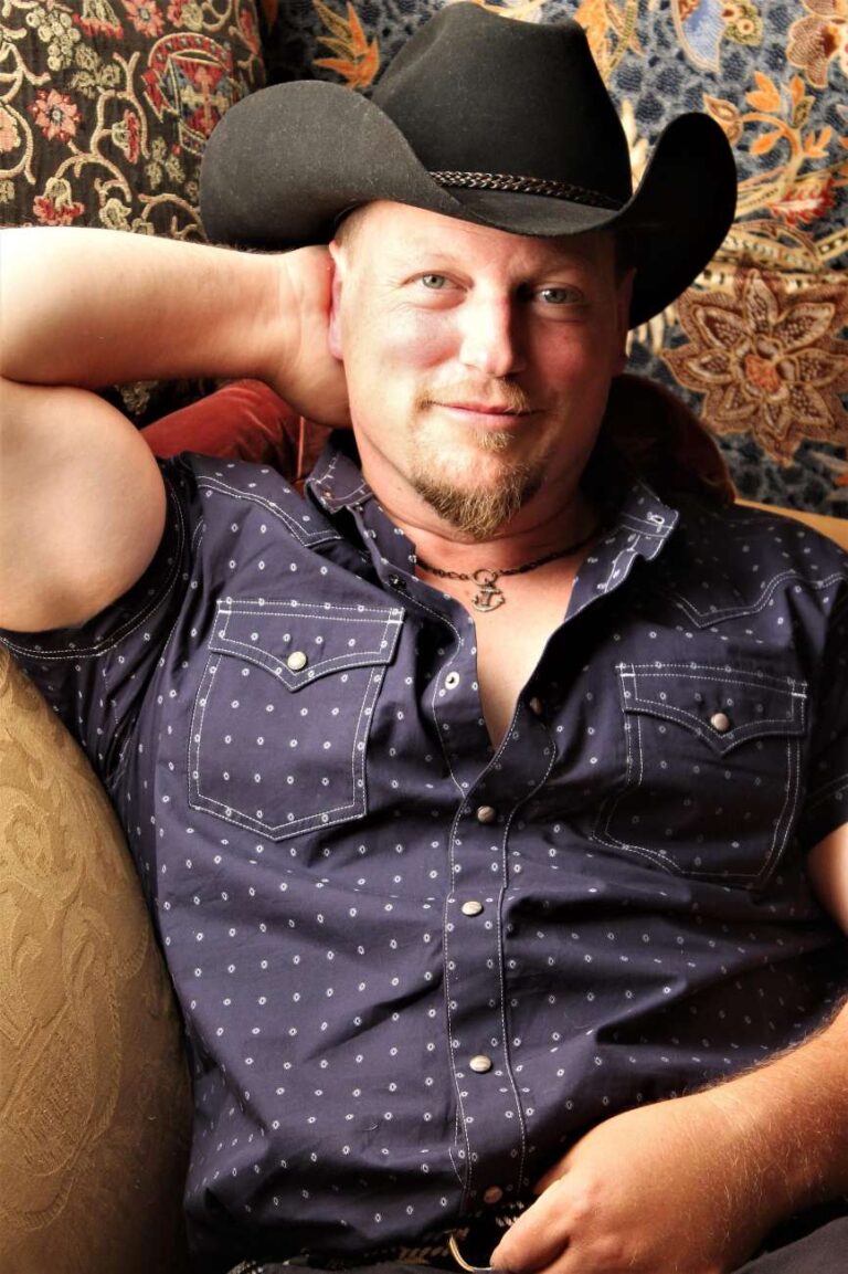 GET TO KNOW AMERICAN ACTOR DEREK K. LONG! Exclusive Interview, Latest ...