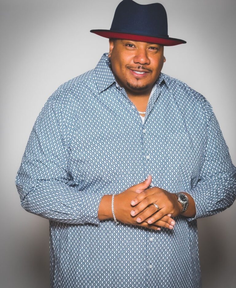 RISING STAR EXCLUSIVE: MEET ACTOR & COMIC MARVIN PHIPPS! | Celebz Treasure